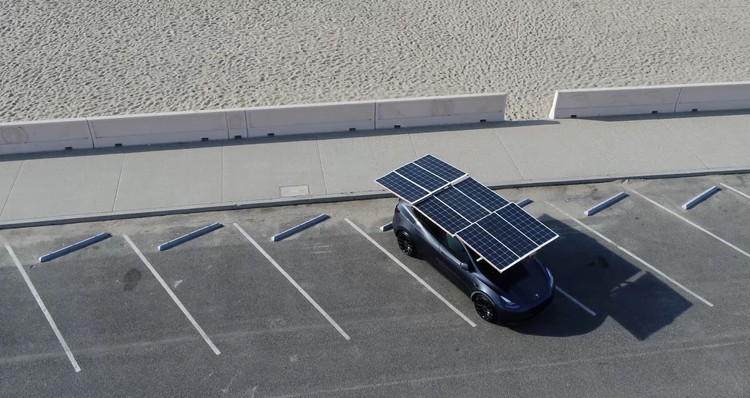 Tesla Owner Creates Rooftop Solar Array for Model Y