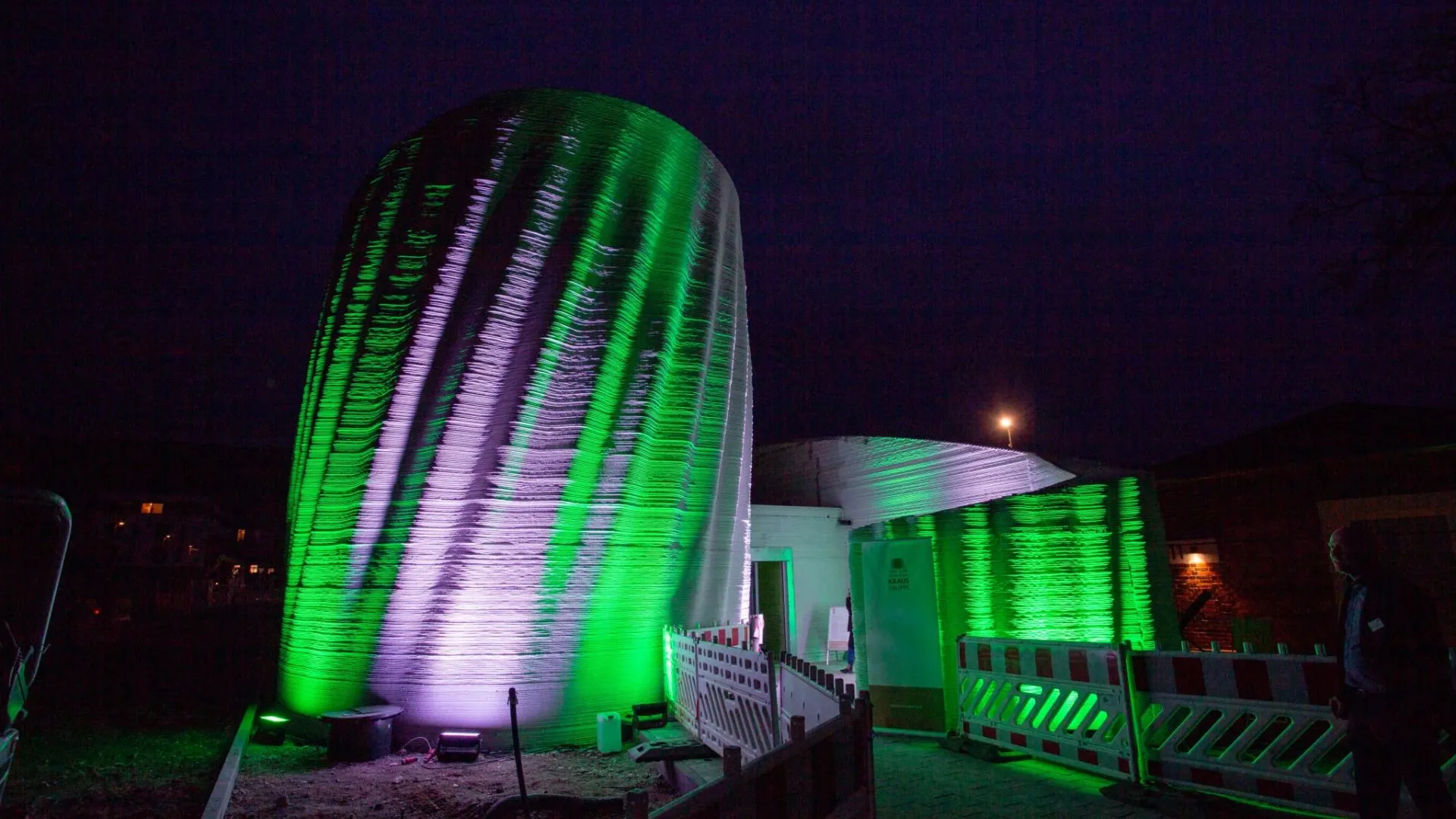 Europe's Largest 3D-Printed Building The Wave House Printed Only In 140 ...