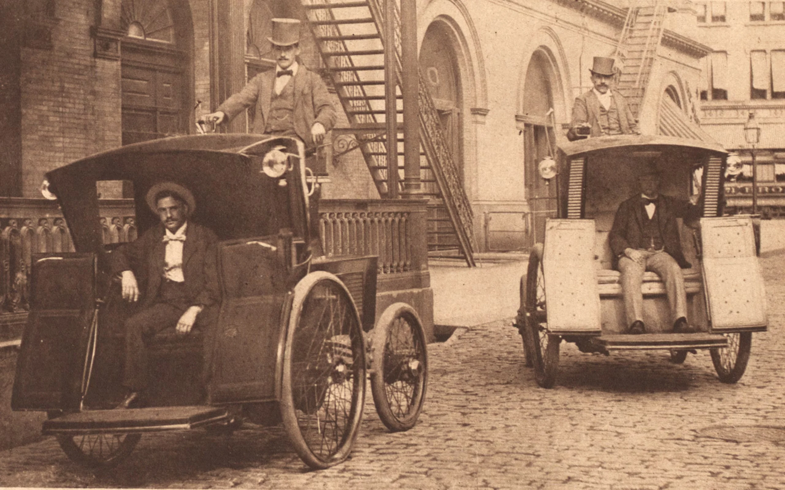 The Forgotten History of New York’s First Electric Taxis