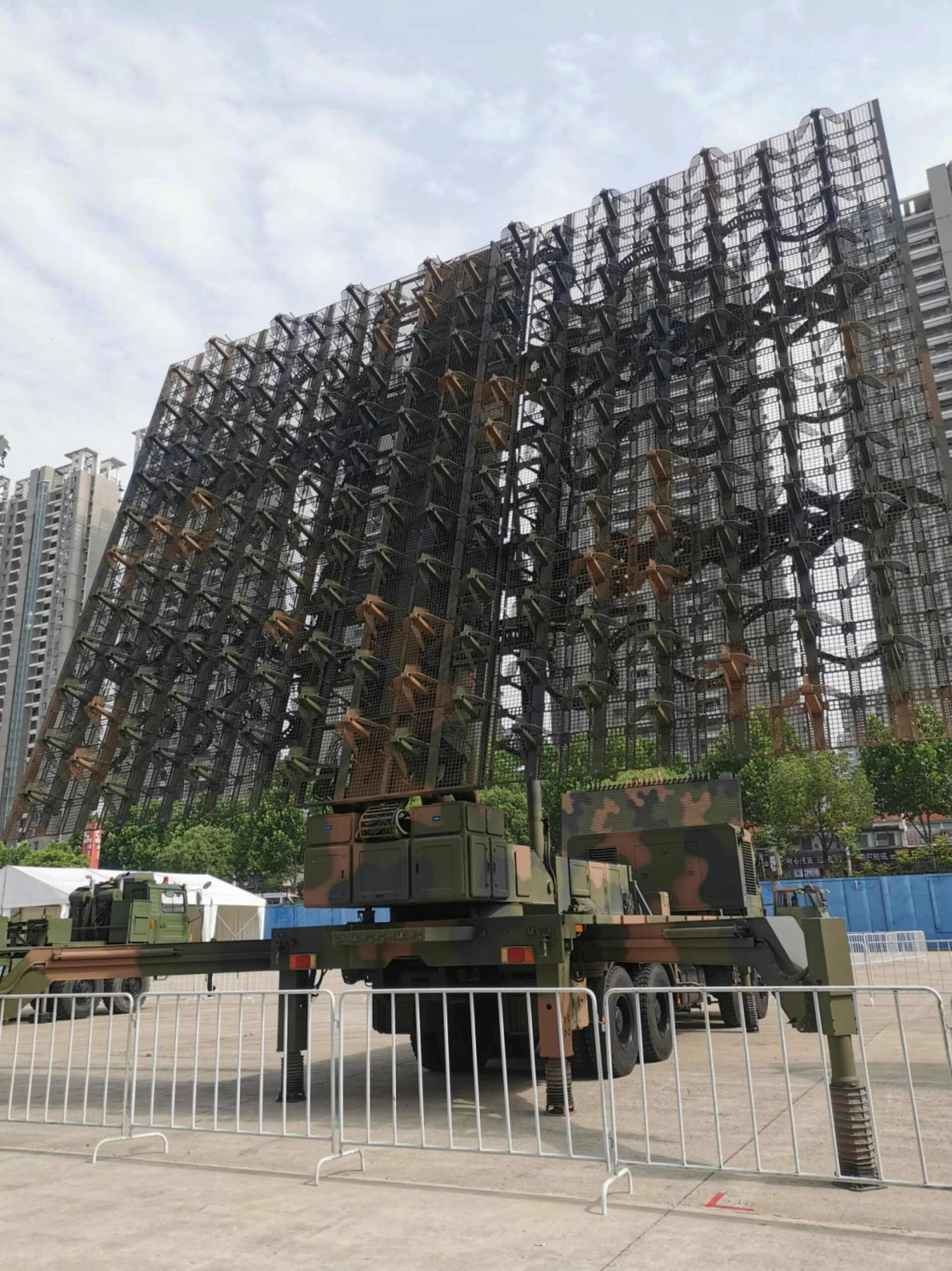 China Unveils New Stealth-Killer JY-27V Radar Capable of Tracking US F ...